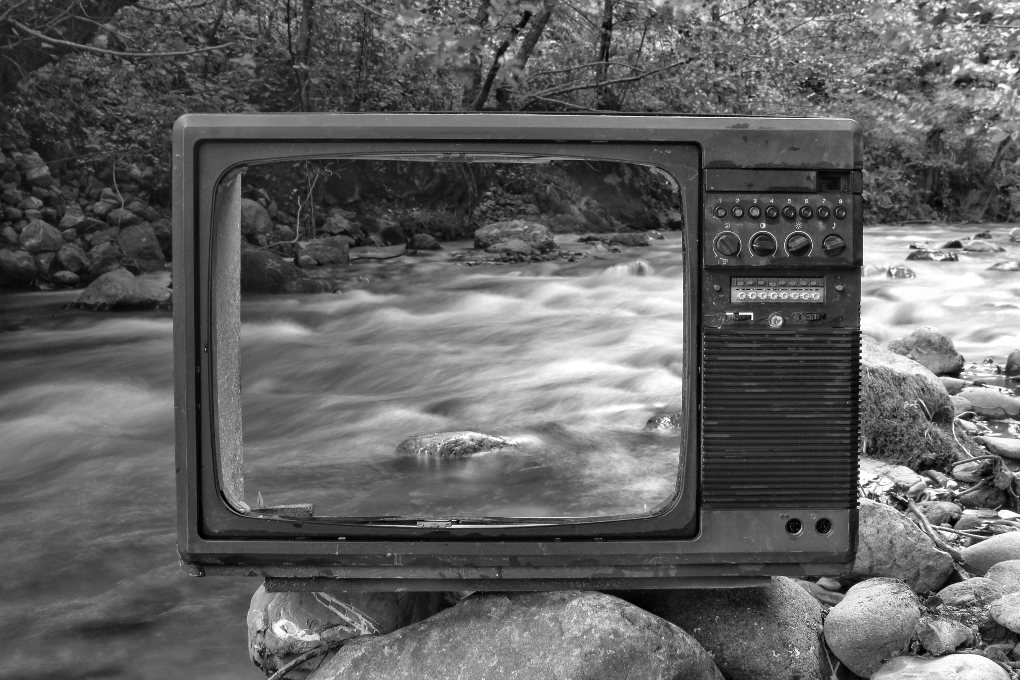 Channel Surfing Through Time: A Love Letter to MyRetroTVs – Start Your ...